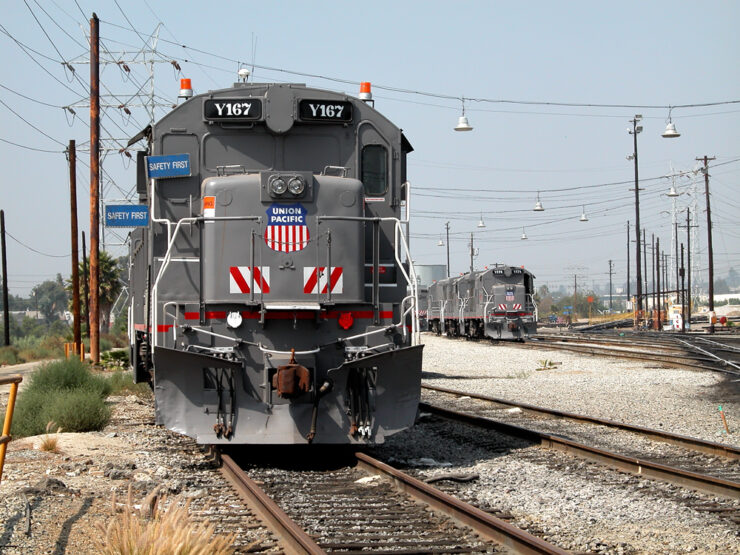 Union Pacific’s gray control cars - Trains