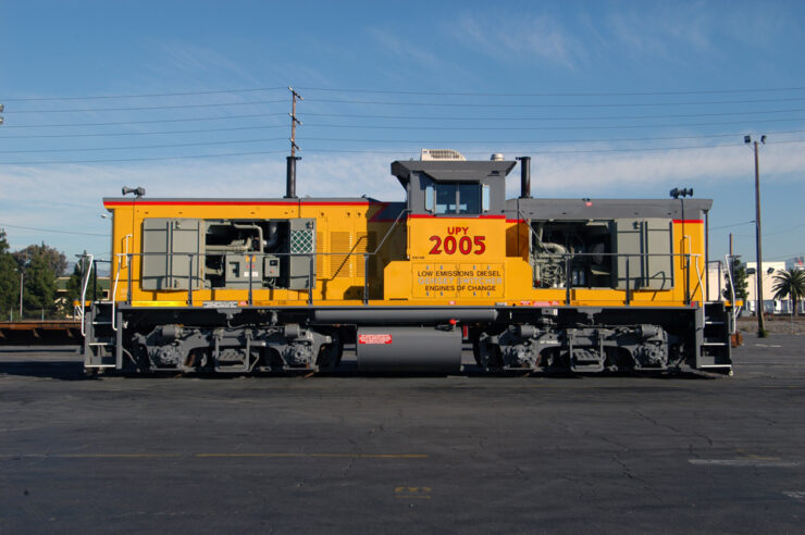 The controversial Genset locomotive - Trains