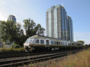 Toronto's UP Express resumes operation - Trains