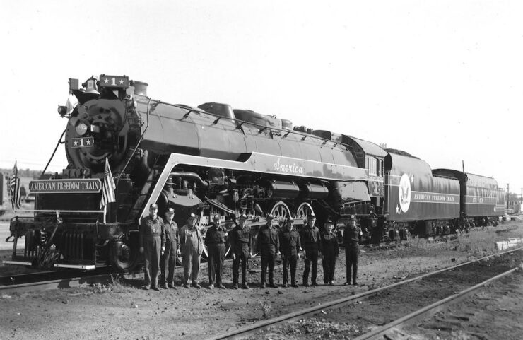 American Freedom Train steam locomotives - Trains