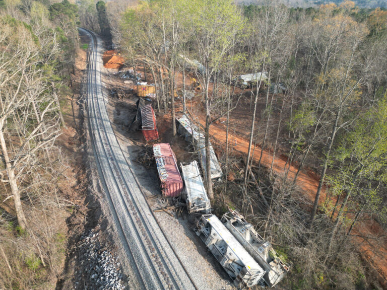 Positioning of dead-in-tow locomotives in Alabama derailment was ...