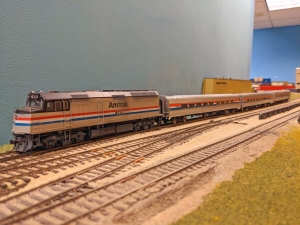 Short Amtrak consists of the 1980s - Trains