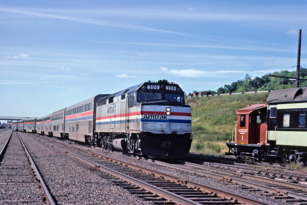 Minnesota legislature approves funding for Northern Lights Express ...