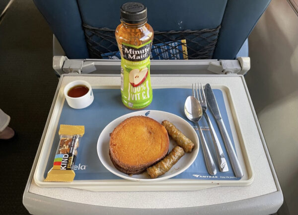 Group examining Amtrak food and beverage service sends recommendations ...