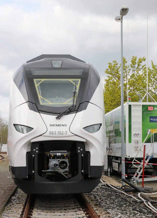 Siemens presentation offers opportunity to compare hydrogen, battery ...