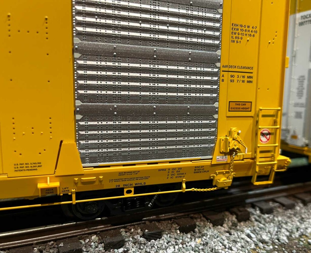 The Atlas O Multi-Max autorack - Trains