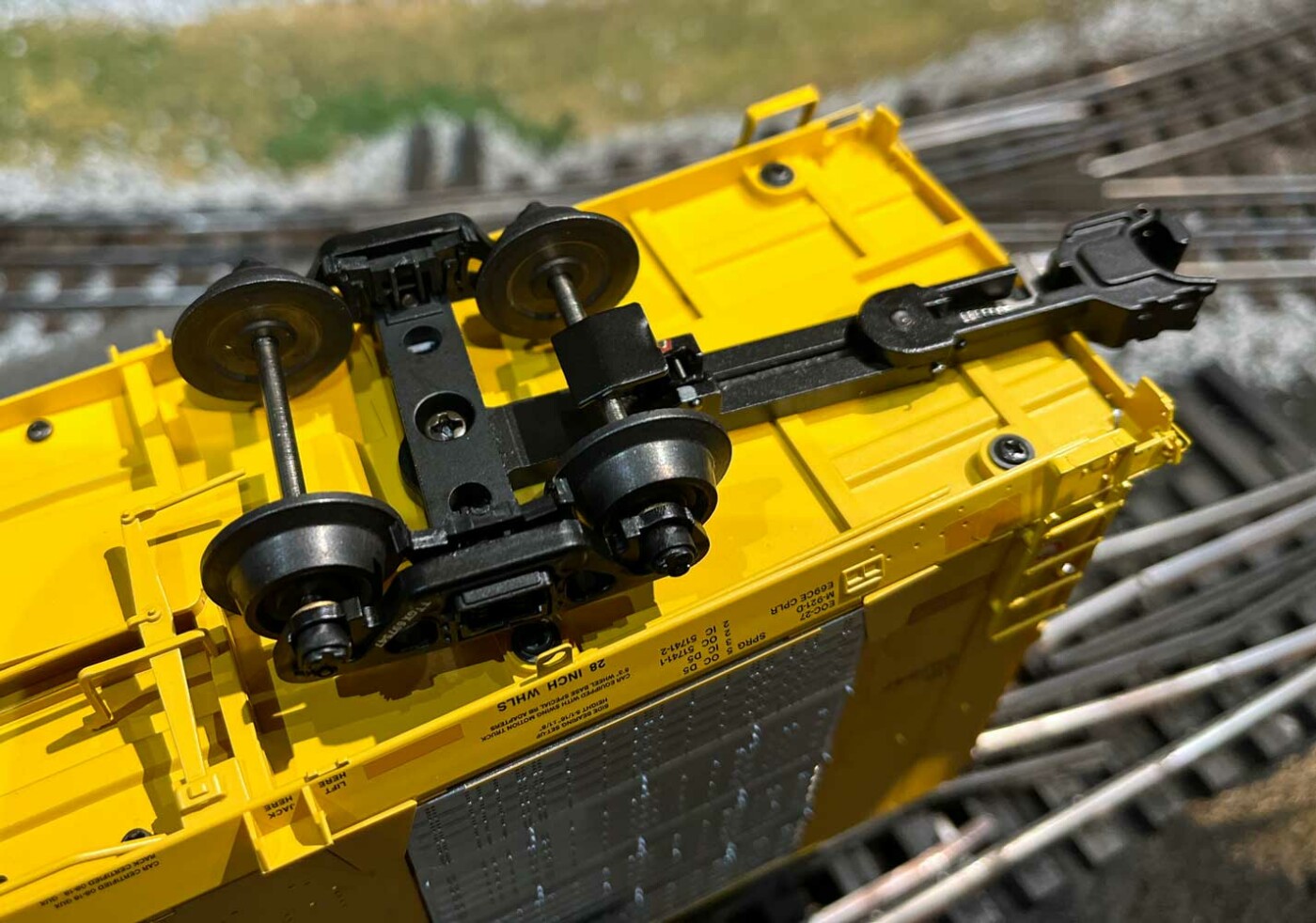 The Atlas O Multi-Max autorack - Trains