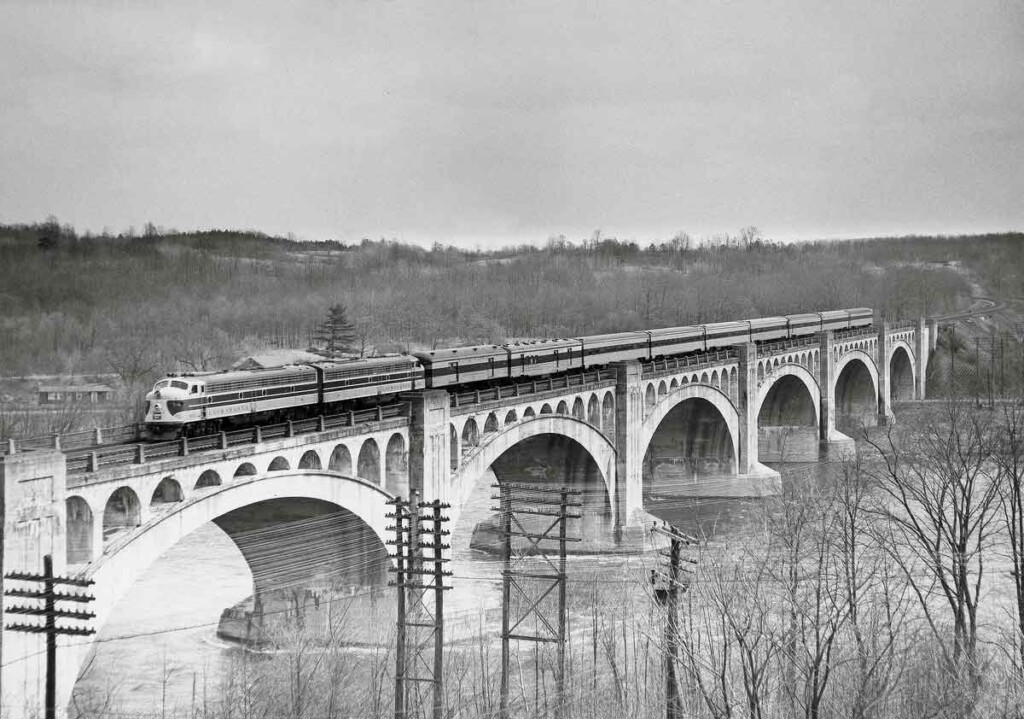 Phoebe Snow – passenger train advertising icon - Trains