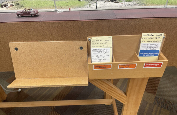 Model railroad fascia fixtures to improve your layout - Trains