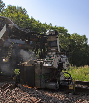 Twin Cities & Western project continues work to remove rail joints - Trains