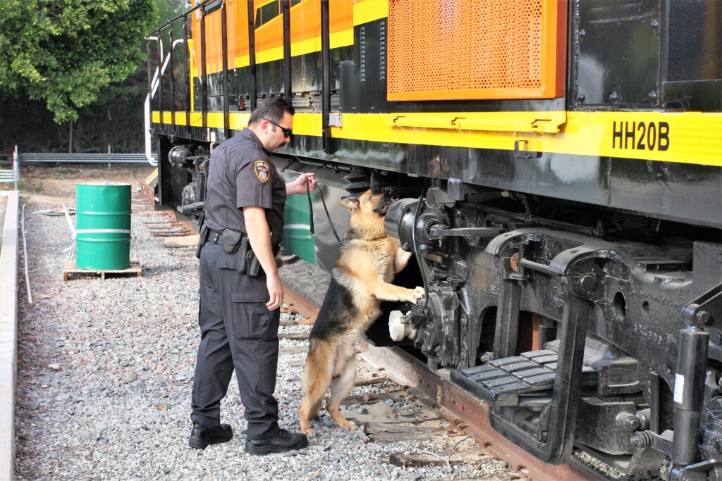 BNSF’s first hydrogen locomotive - Trains