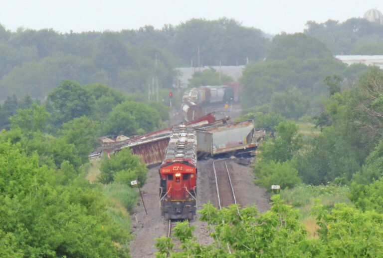 CPKC train derails in Wisconsin (updated) - Trains