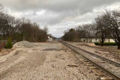 Al Kalmbach captures train time at Calera, Ala. - Trains