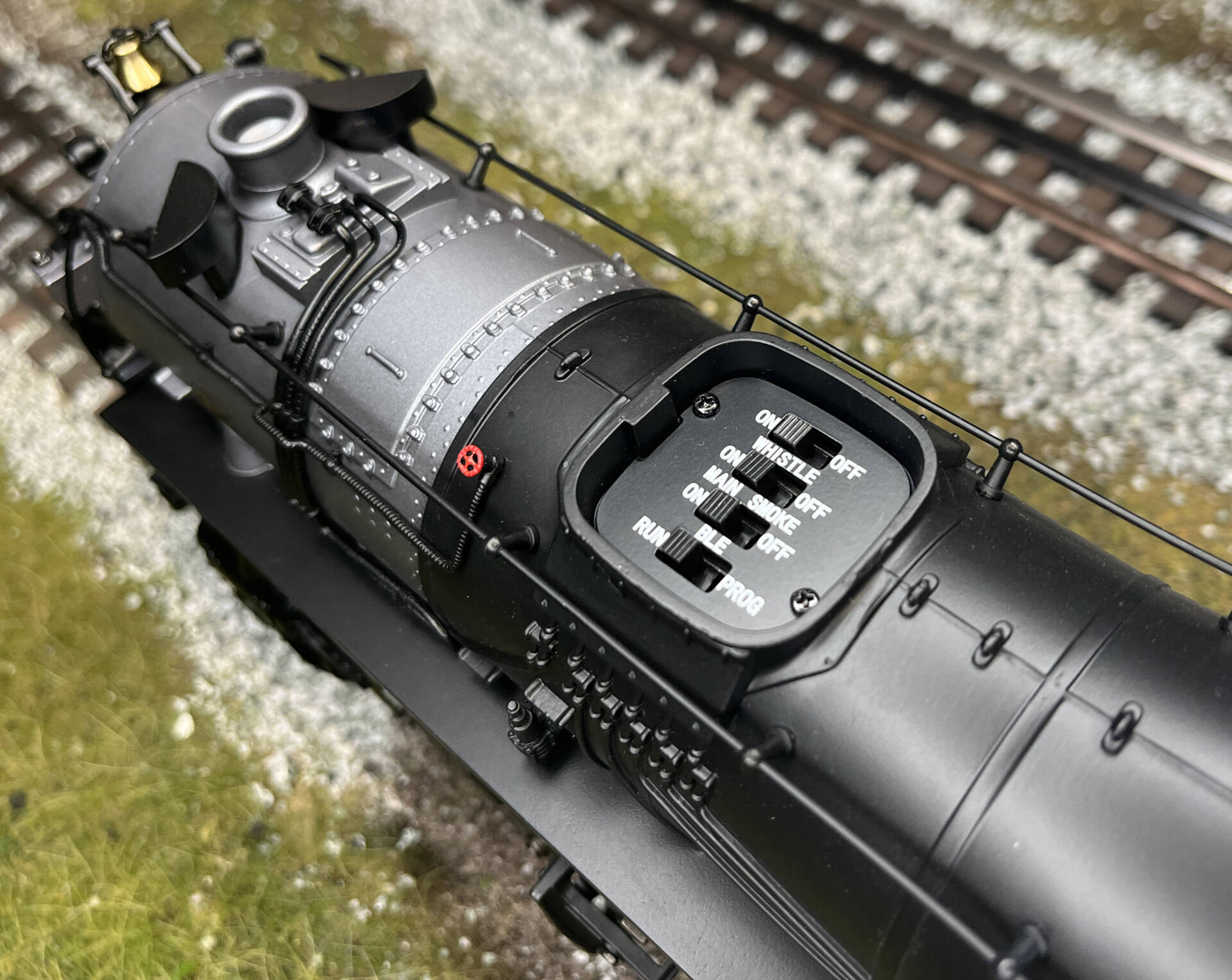 Lionel Union Pacific 4-12-2 - Trains