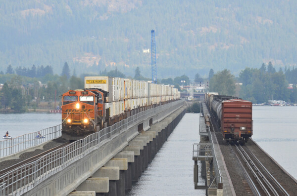 BNSF completes double-tracking project at Sandpoint, Idaho - Trains
