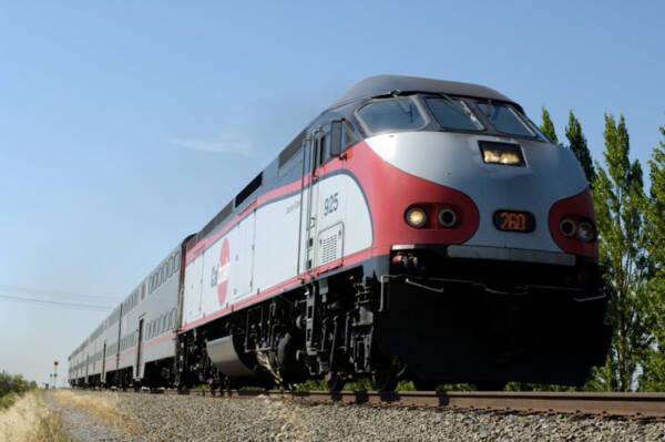 Caltrain introduces new promotional fares - Trains