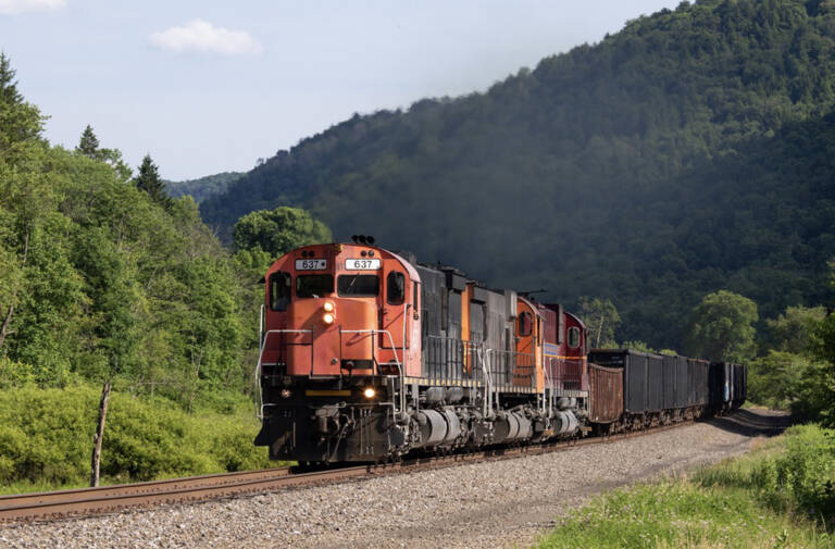 Genesee Valley Transportation adds to its Alco/MLW six-motor locomotive ...