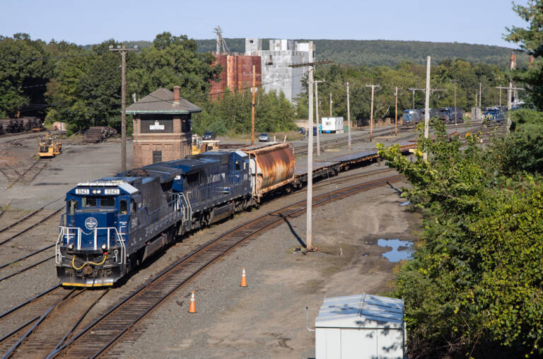 News Photo: A quiet finale for Pan Am Southern - Trains