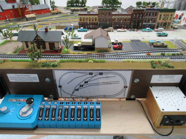 Built by Others: Grant Graeber’s MT&W layout - Trains