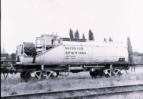 Steam locomotive tenders have a life of their own - Trains