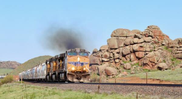 Union Pacific announces management layoffs in bid to speed decision ...