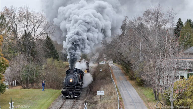Minnesota steam locomotive makes test runs - Trains