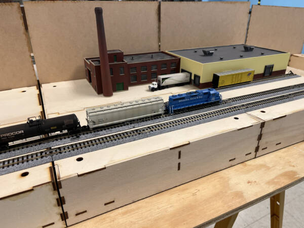 T-TRAK Project Part 3: Laying Kato Unitrack - Trains