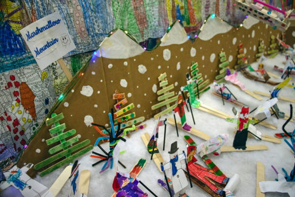 Elementary school layout project completed - Trains