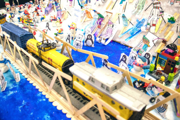 Elementary school layout project completed - Trains