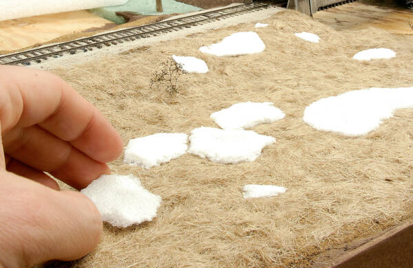 How to model snow on a model railroad layout - Trains
