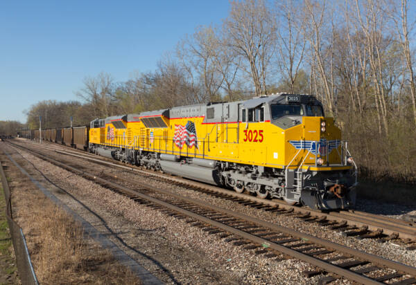 The evolution of EMD's SD70-series locomotives - Trains