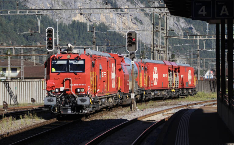 Fire briefly closes Gotthard Base Tunnel - Trains