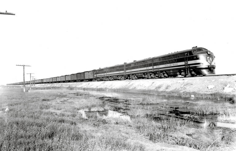 8 diesel locomotive breakthroughs - Trains