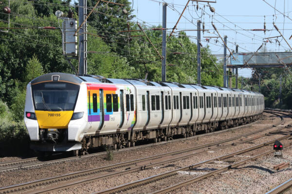 Ingenious locomotive wraps from around the world - Trains