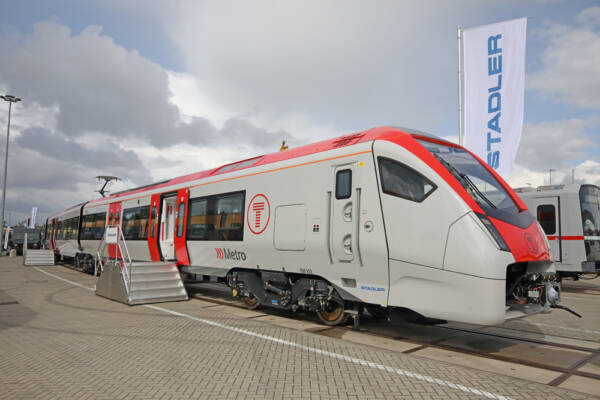 Four-mode trains enter service in Europe - Trains