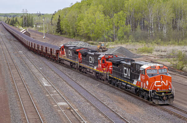 Canadian National tests DC-to-AC rebuild in ore service - Trains