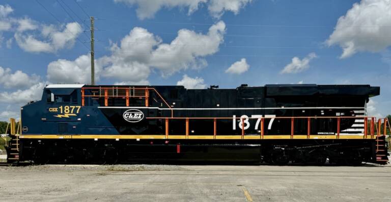 CSX unveils heritage locomotive celebrating Chicago & Eastern Illinois Railroad - Trains