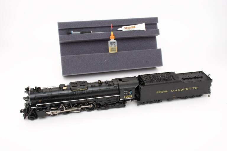 Lubricating modern O scale steam locomotives - Trains