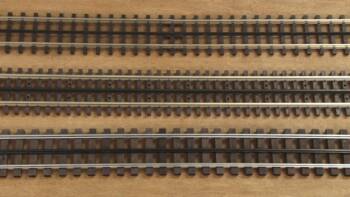 The basics of 3-rail track - Trains