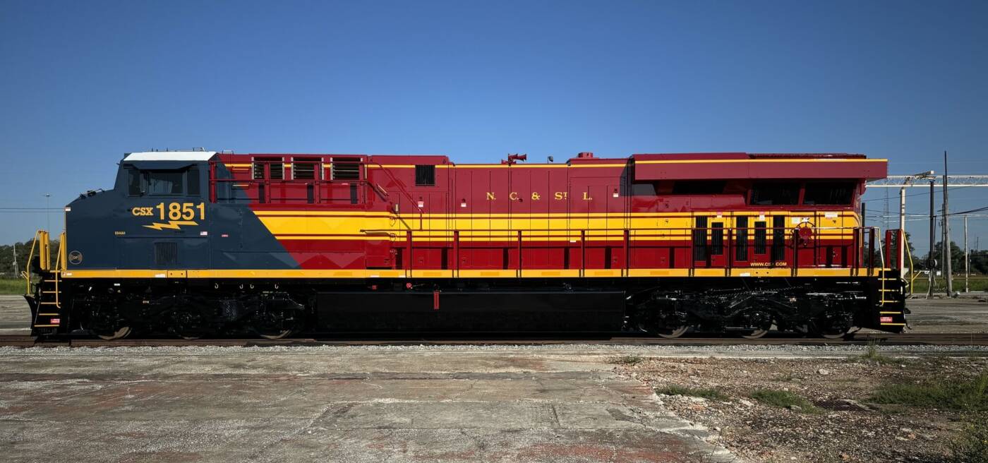 CSX rolls out Nashville, Chattanooga & St. Louis heritage locomotive ...