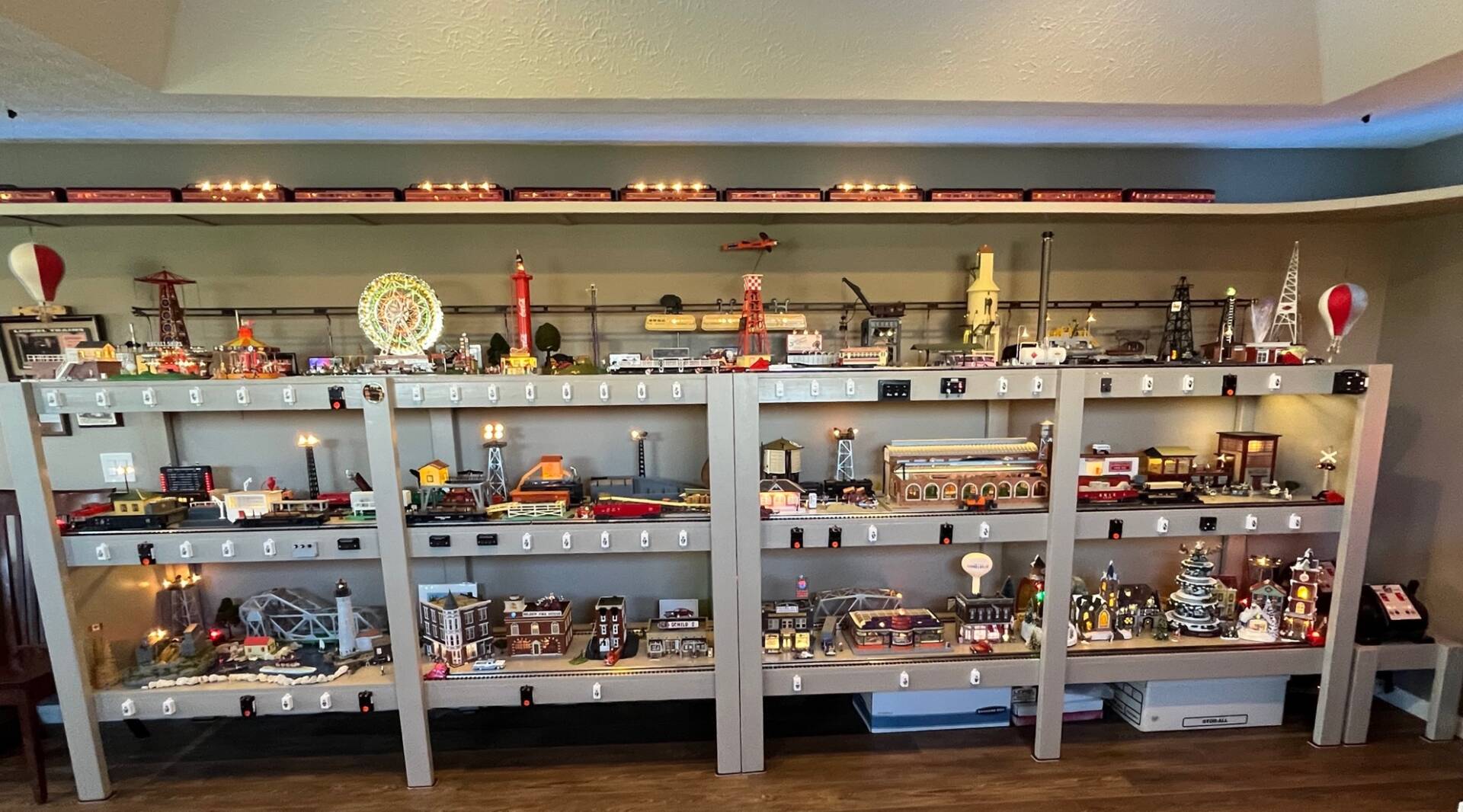 Build a multi-level shelf layout - Trains