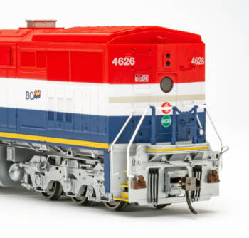 Rapido Trains HO GE Dash 8-40CM - Trains