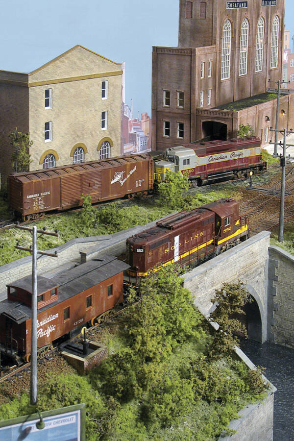 The Agawa Yard layout in HO scale - Trains