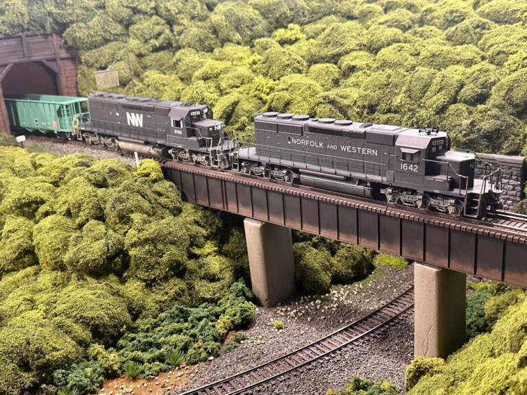 Built by Others: Dustin Whitten’s Norfolk & Western South Branch - Trains