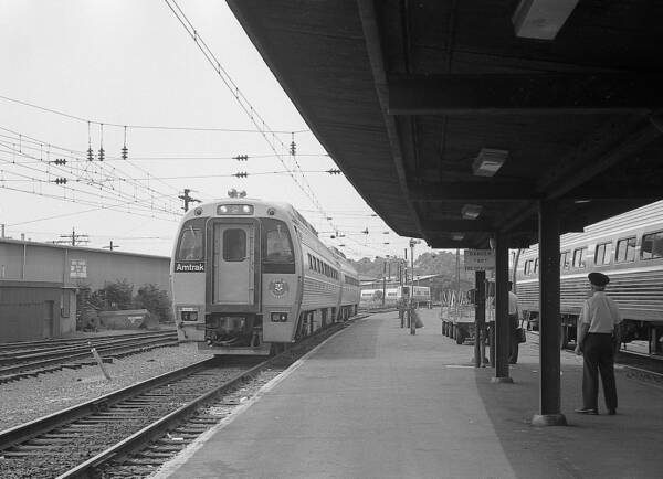 Travel: The art of changing trains - Trains