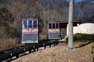 Horseshoe Curve funicular reopens after $150,000 overhaul - Trains