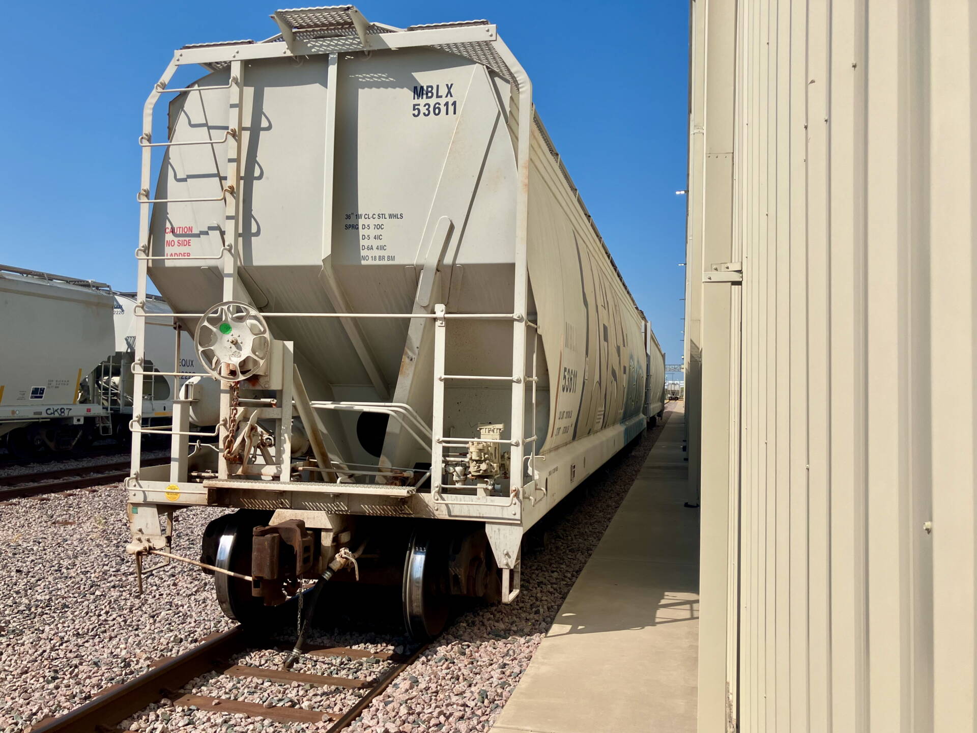 Union Pacific executives tout carload and intermodal growth prospects - Trains