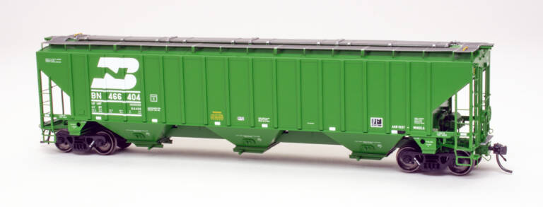 Tangent HO Trinity 4750 covered hopper - Trains