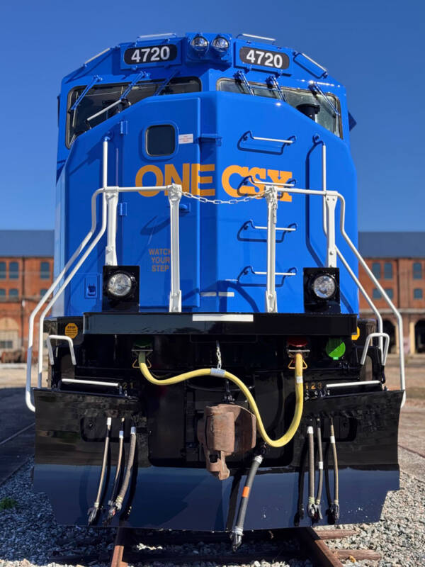 ‘One CSX’ locomotive unveiled by railroad - Trains