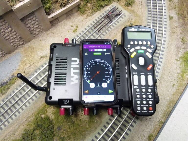 Can I use my handheld remote with the MTH WTIU? - Trains